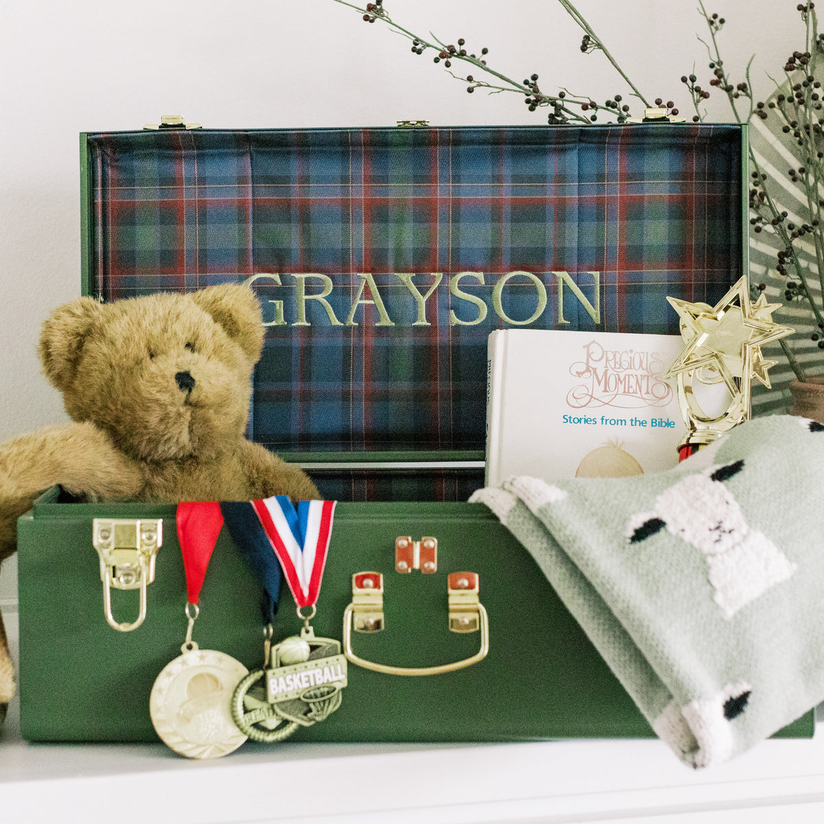 Heirloom Keepsake Trunks for Babies | Petite Keep